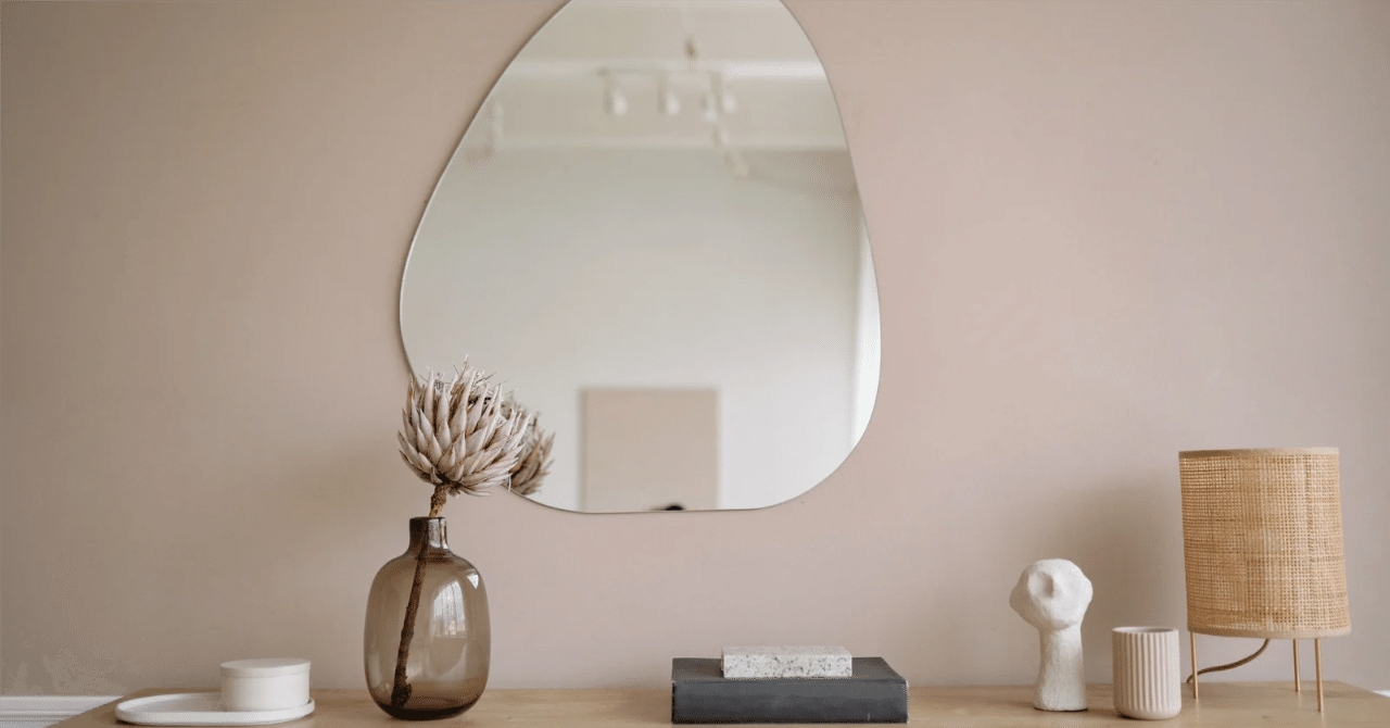 容姿に自信がない状態から抜け出したい人へ｜MONA(MIZUKI)