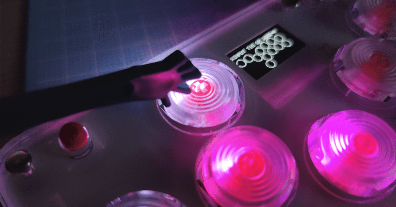 SallyBoxのWキーを光らせよう｜コミックノイズ