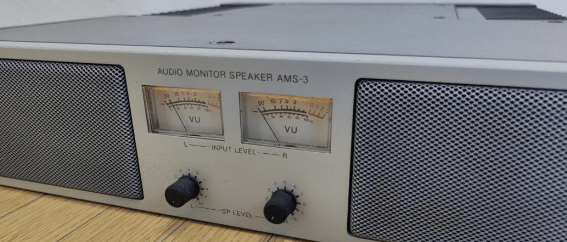 巨大なヒートシンクに惹かれたSONY AMS-3 モニタースピーカー付業務用パワーアンプ｜アラン藤島