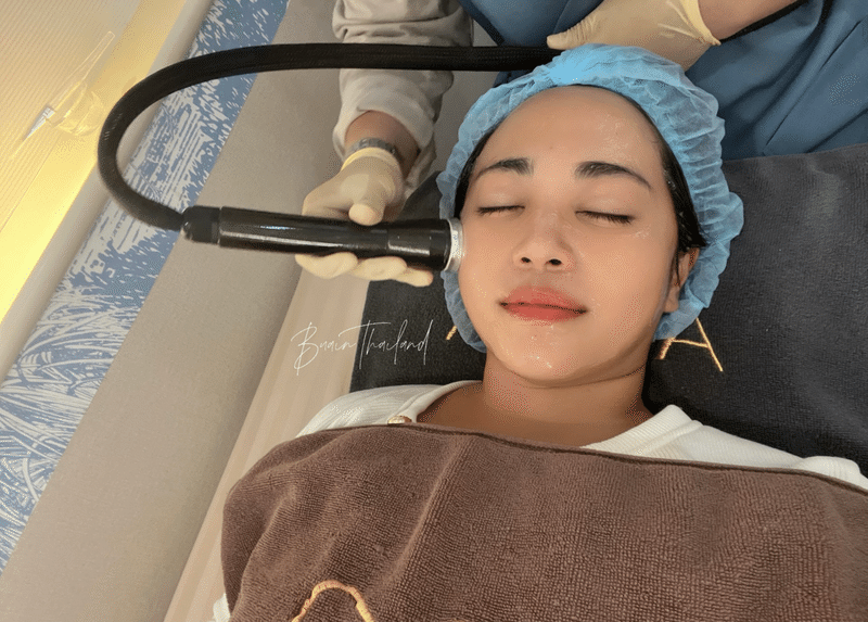 美容大国タイで最先端の美容医療を体験 芸能人も御用達《AVELA Clinique》｜Bua in Thailand