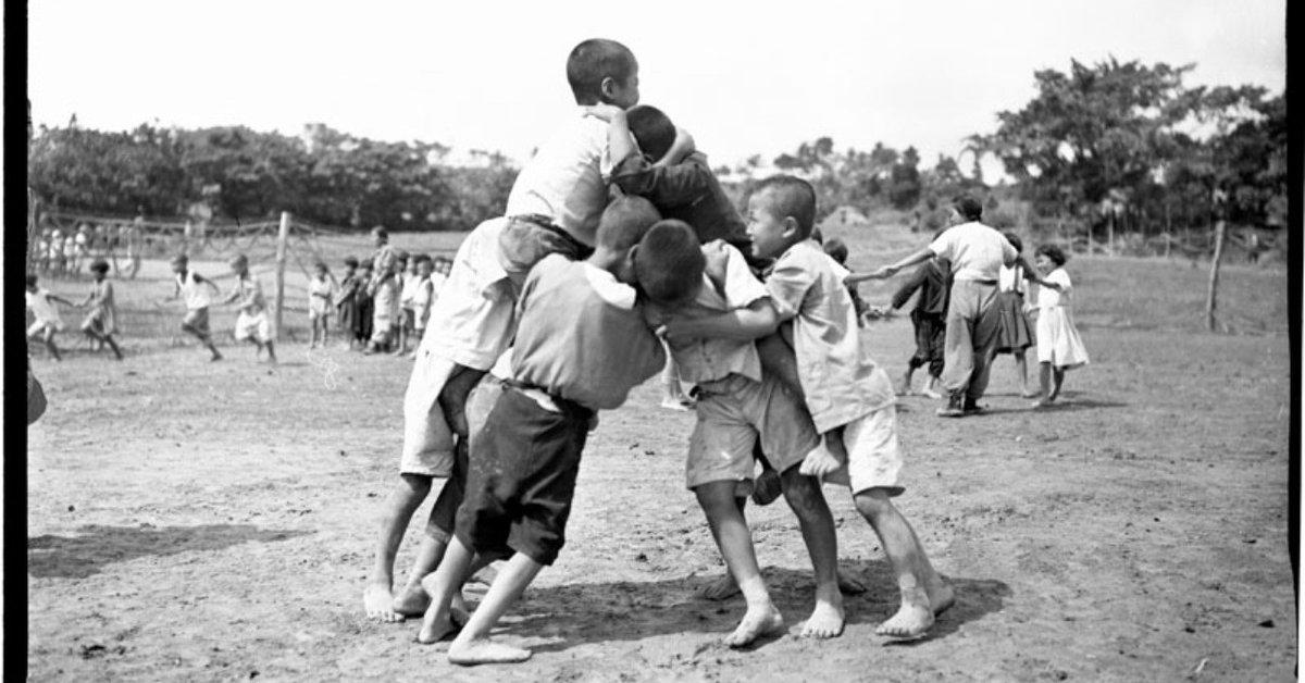 【沖縄戦：1945年5月7日】米軍、運玉森（コニカル・ヒル）方面で攻勢 石川収容所内に石川学園開設 伊江島住民の慶良間諸島への強制移動｜棒兵隊