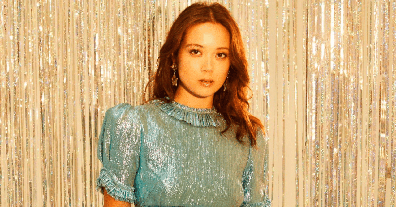 Laufey "Bewitched"｜ファラ