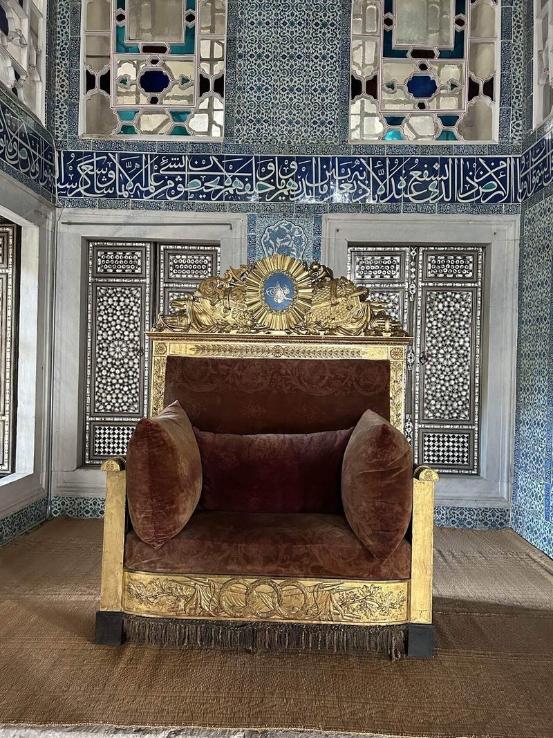 トルコ旅行記2 ギュルハネ公園、スルタン・アフメット・ジャーミィ、アヤソフィア、トプカプ宮殿など。｜YASUHIRO SAN