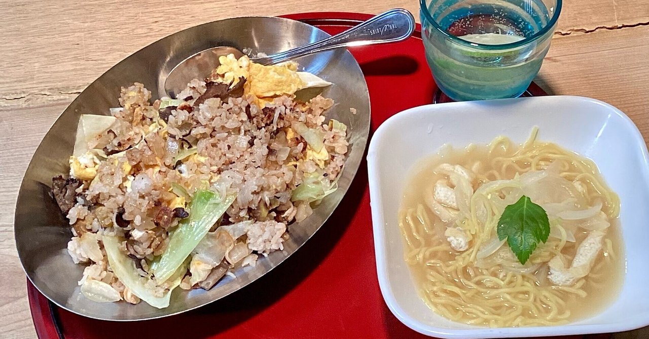 ︎おにぎりおむすび／栗ご飯炒飯〜魔女の考察-昨日menu ︎｜1yottan