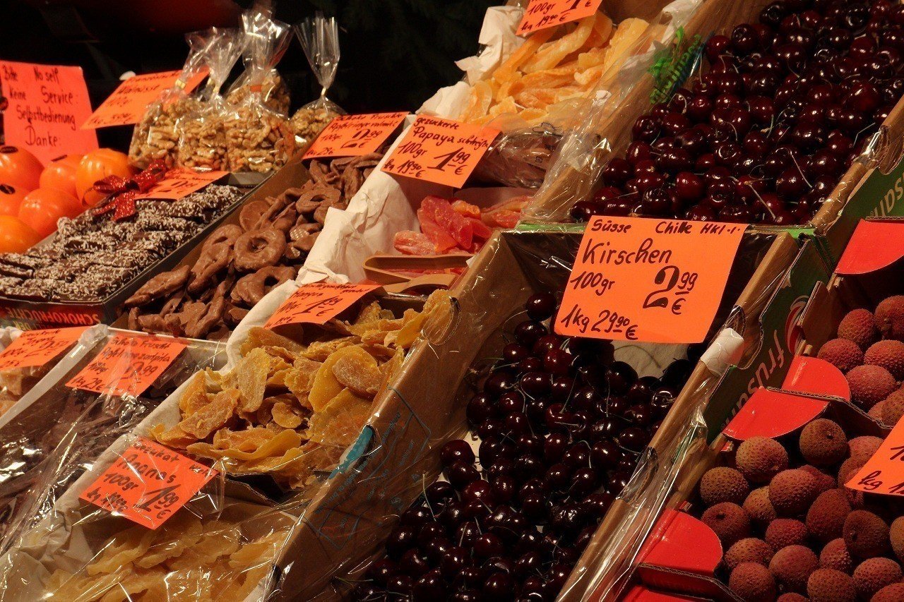 Weihnachtsmarkt in Deutschland｜Yas Hig