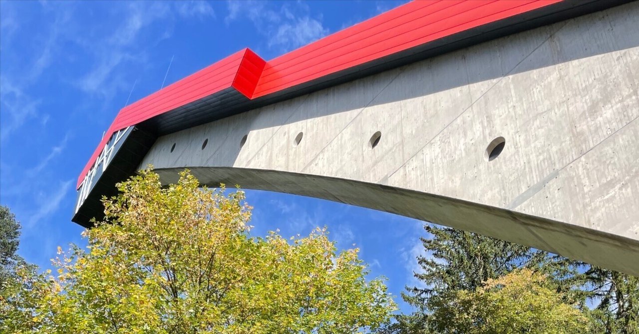 旅の記録：オーバーストドルフのスキーフライング用ジャンプ台｜来住千保美 Chihomi Kishi