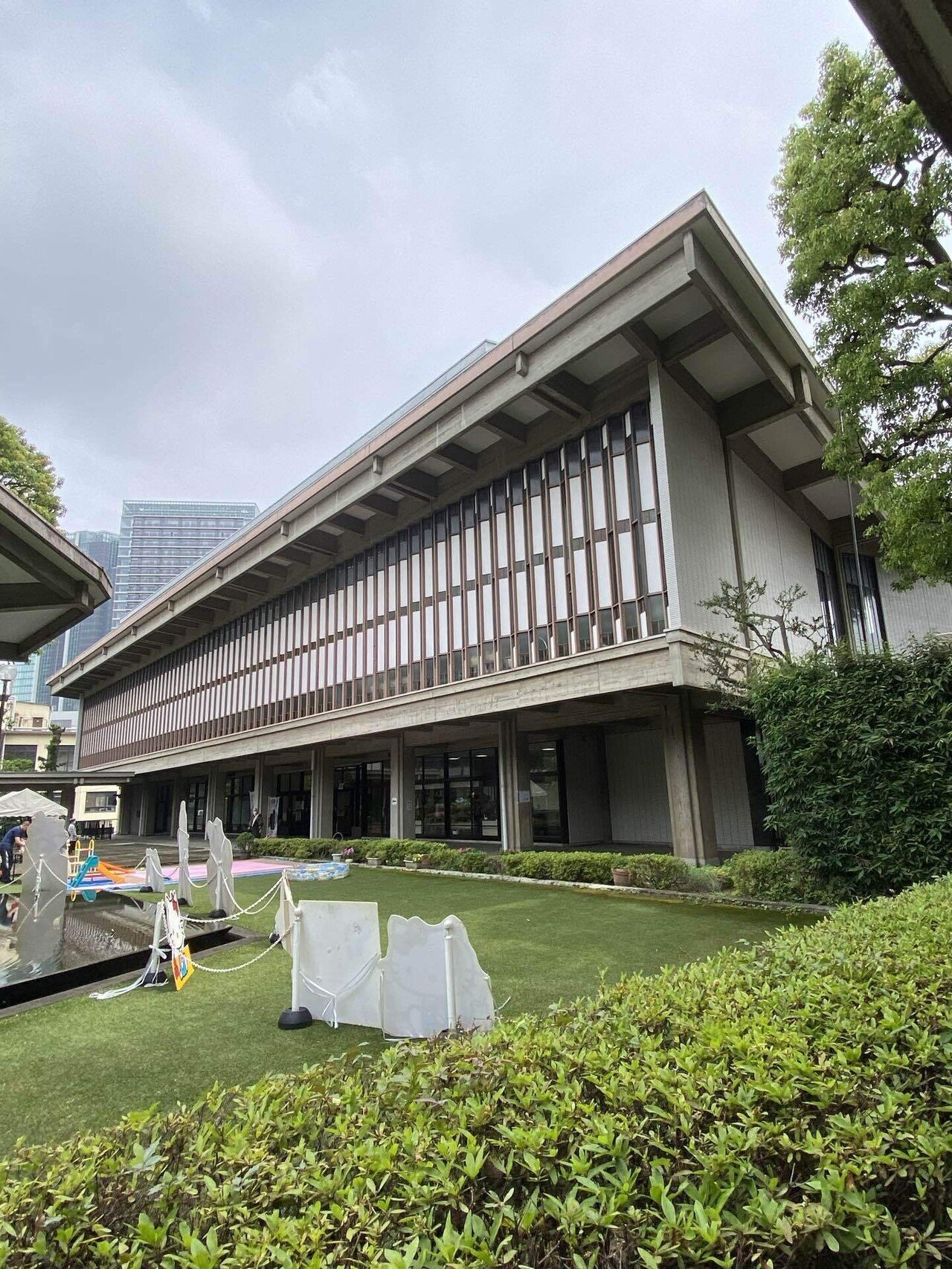 東京建築巡り〜217mの回廊をもつ神社 ｜東京の建築&アート巡りオタク@tanrock