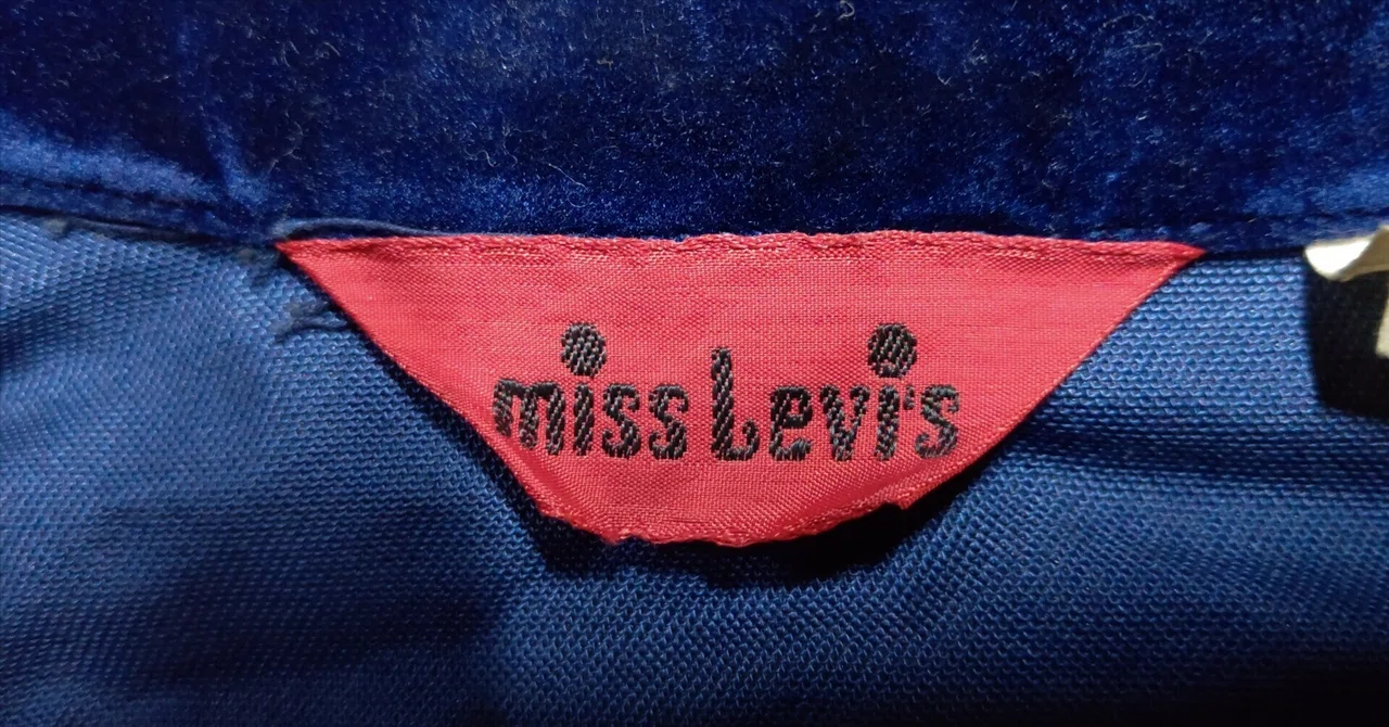 ラグハウスの仕事はレスキューだ！ miss Levi'sの別珍パンタロンスーツをレスキューした｜ラグマスターPikaichi
