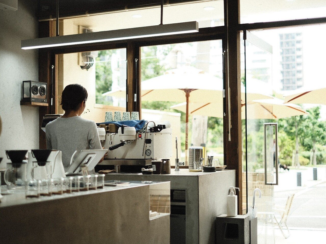 大阪梅田のカフェ激戦区 中崎町にあるスペシャルティコーヒーは【Ourlog Coffee Roasters】がオススメ！ドリップもエスプレッソもコーヒー豆を色々選べて、楽しい！ぜひ行ってみて ...