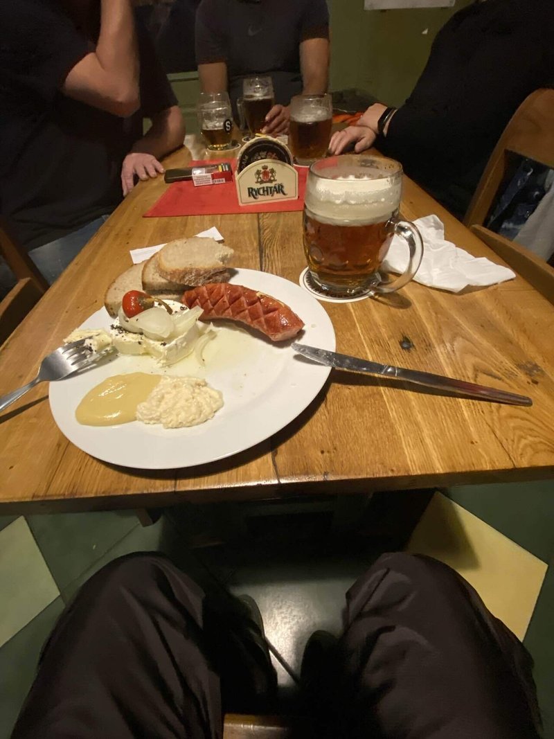 ザクレブからプラハへ ・海外の居酒屋 パブへ の2本立て【ヨーロッパ編#27#28】｜Yuya INOUE