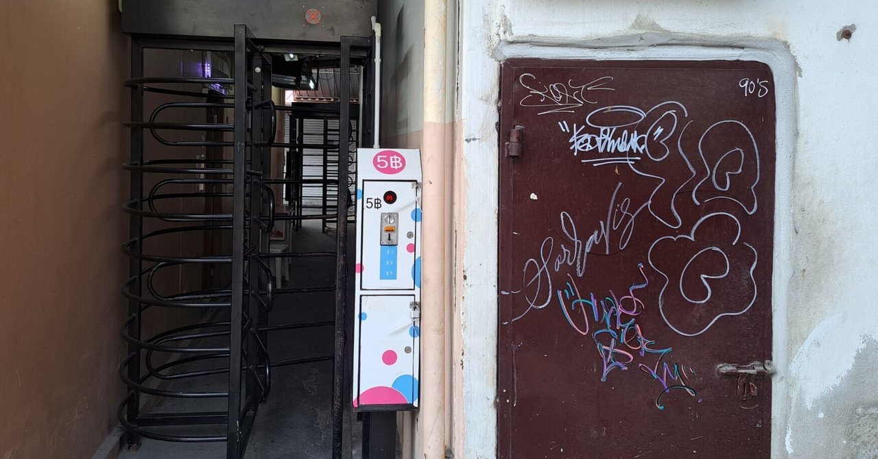 回転ドア｜古川節子（Furukawa Setsuko)