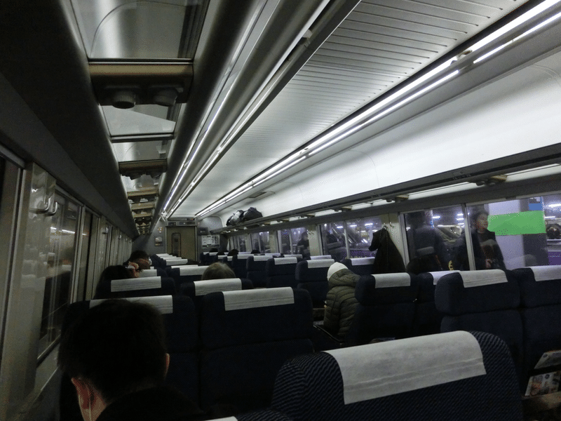 臨時夜行列車で行く犬吠埼初日の出の旅｜豊端/TOYOHATA