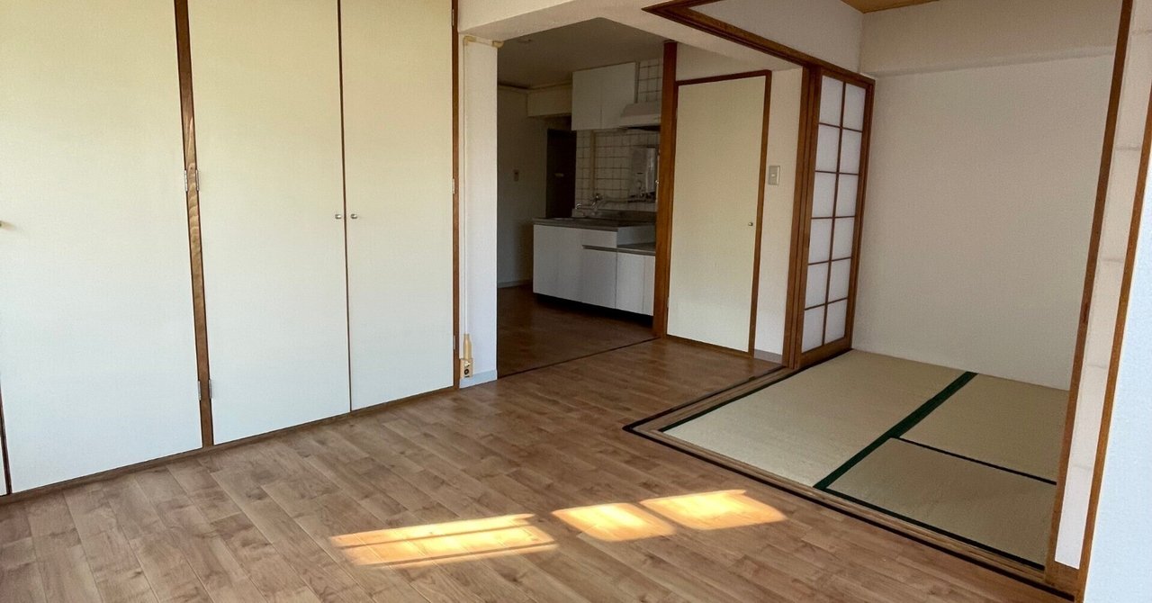 【ここで同棲したい！】家を出て14分で新宿につく、2DKの物件が賃料8万円台！？｜RoomPaのお姉さん