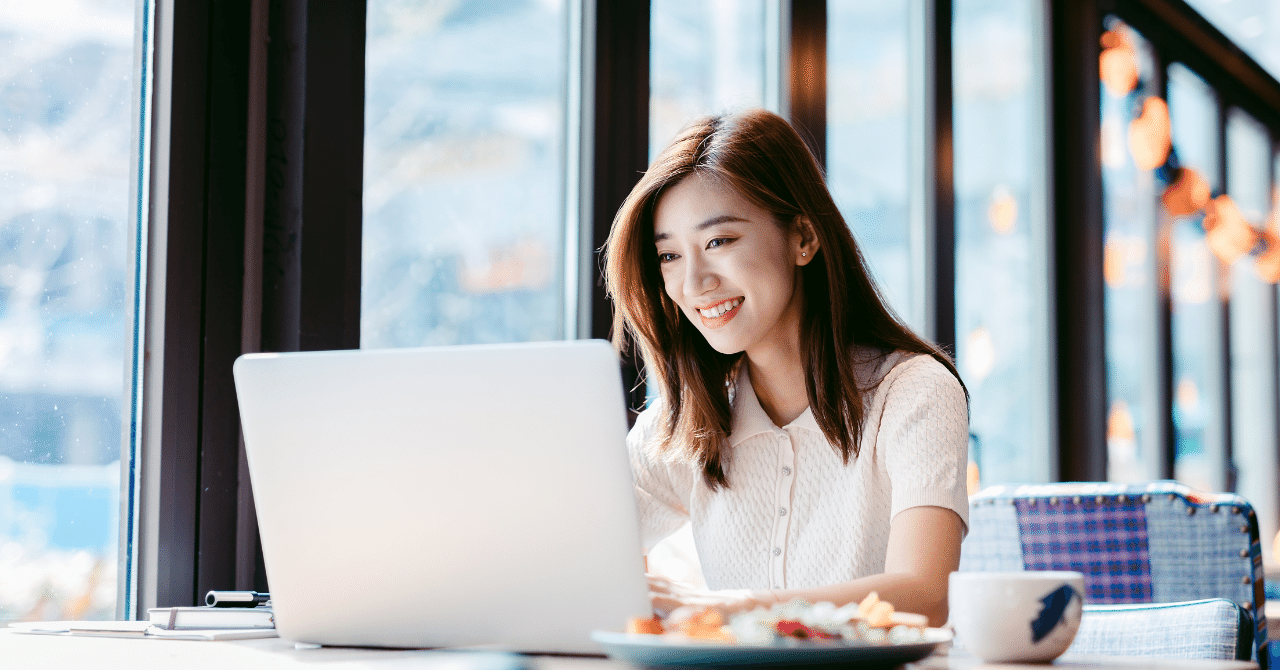 カフェで音声入力の際に便利なアイテム「Privacy Talk」｜SENNEKO@マイクラウド