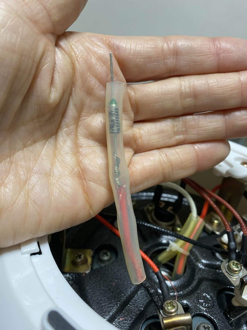 壊れた電気圧力鍋を118円で修理😊シロカ電気圧力鍋SP-A111 ヒューズ交換｜居眠り毛猿