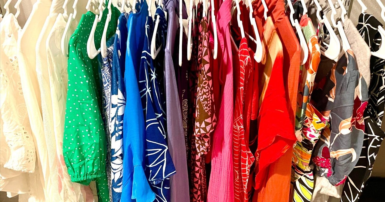 ワードローブがアークトゥルスで虹色に、そしてホクレア｜Etsuko Ichikawa