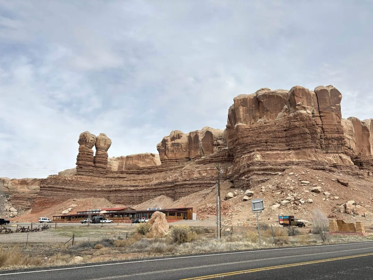 14日目 Mexican Hat→Beclabito｜おかけん真冬の自転車アメリカ横断日報