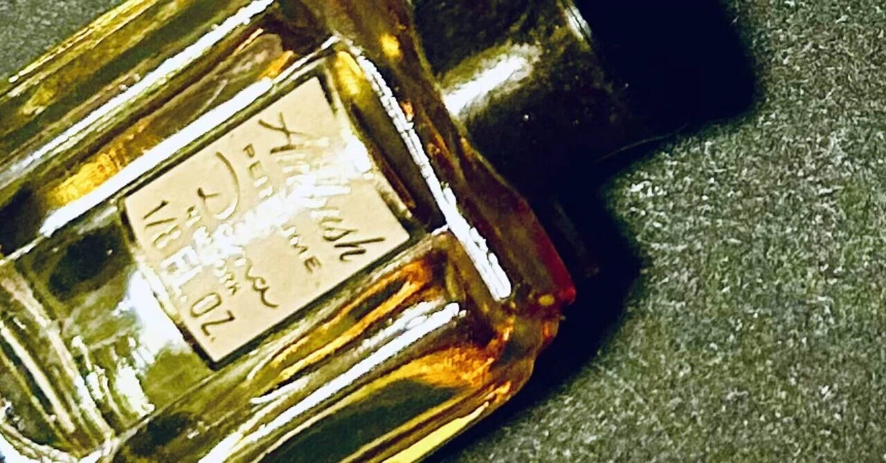 まちぶせ 2月29日〜365日の香水｜adams fragrance family