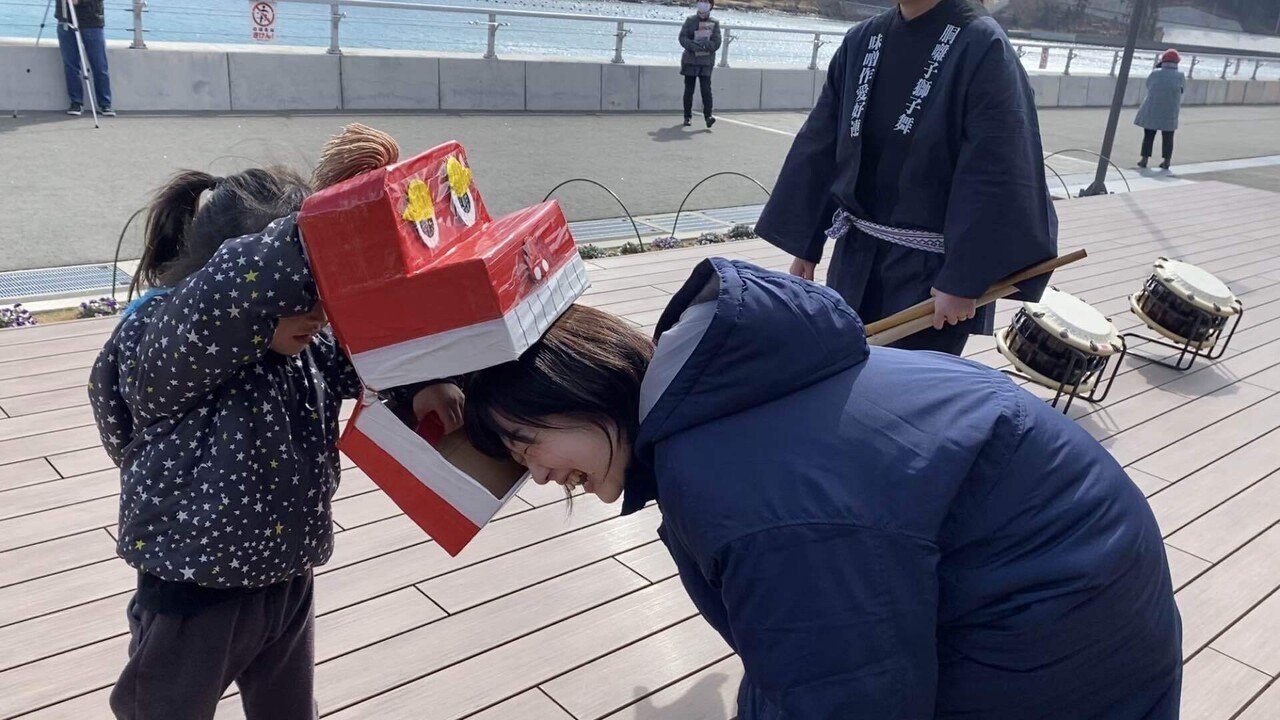 本日のベストショット。わざわざ雄勝まで来てくれた女の子。結構遠くから来てくれて、雄勝の獅子舞を見に来てくれました。そして飛び入りも！近々note記事アップします😁 レポート記事 https ...