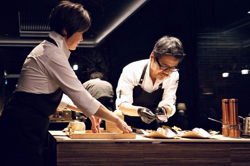 T S U S H I M I ｜Kiichi Sato / 食と旅