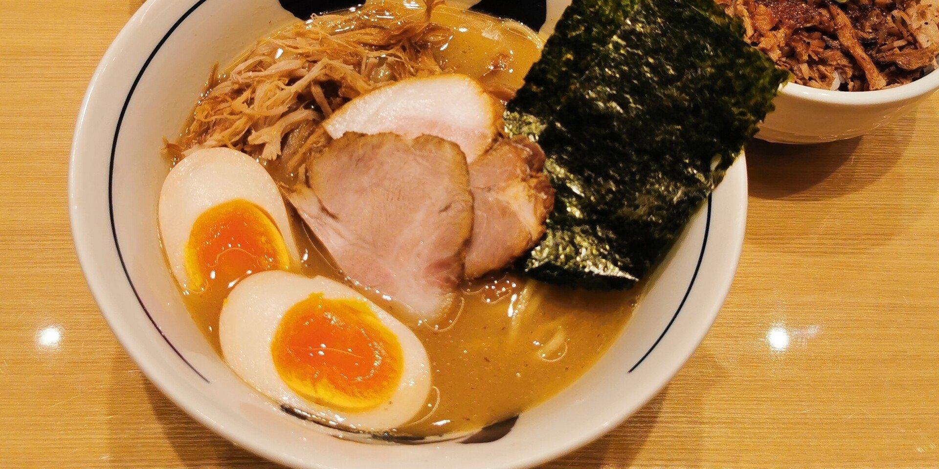 ジャンキー多め 飯テロ記事を集めていますの月別一覧｜安田亙(Wataru) | アニメ愛と人間力で未来を創造するエンジニア｜note