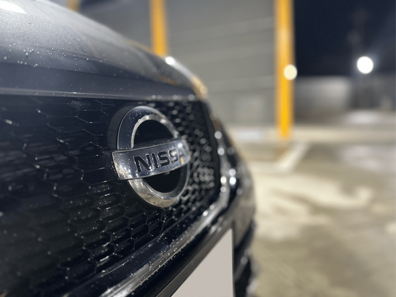 普通過ぎる「The 日産車」 日産 E12ノート(先代モデル) 試乗レビュー｜ひろ