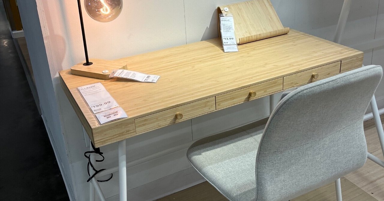 IKEA の商品の組み立て｜Koko in USA