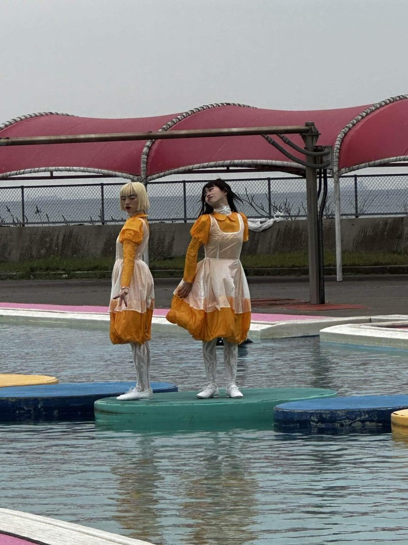 エリアLOVEWalker総編集長・玉置泰紀のアート散歩 第20回 アイナ・ジ・エンド、アオイヤマダ、東京QQQ、小林武史を富津公園ジャンボプールで見てきたぞ 其の参 https ...