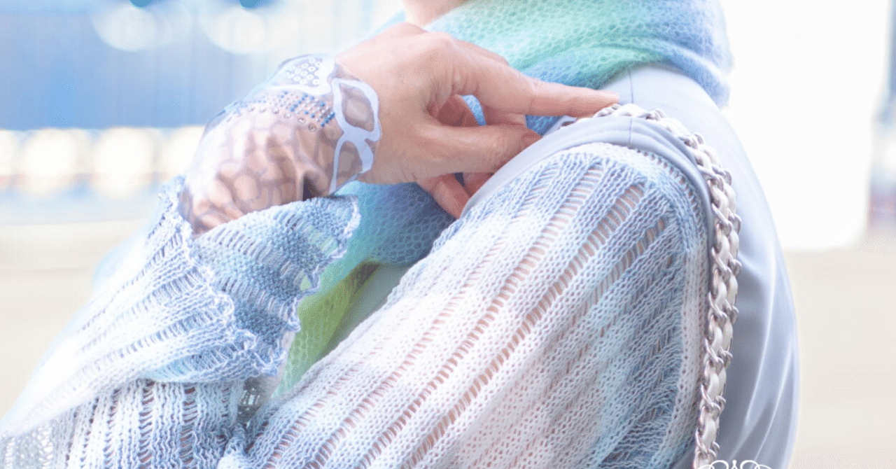 針抜き模様のシースループルオーバー｜Filier林忍