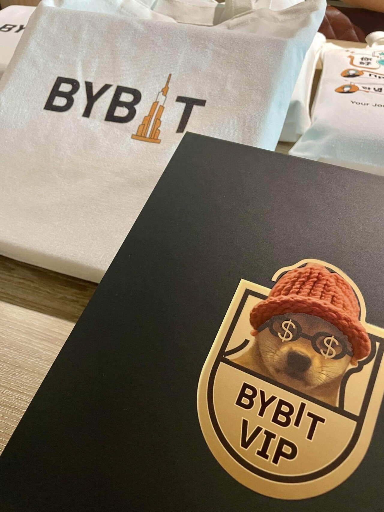 🐶🫶🫶🫶 🫰@Bybit_Official 今すぐ口座開設して最大ボーナス獲得👇 https://partner.bybit.com/b ...
