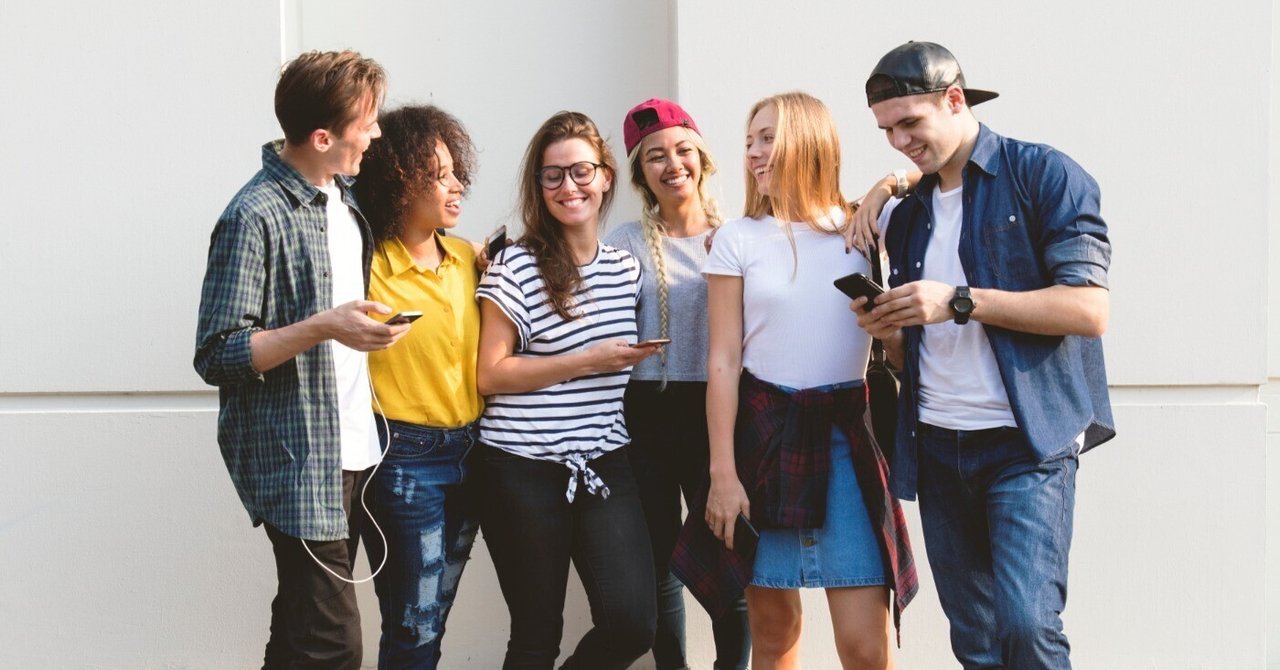 4人以上の場で会話が苦手になる…じつはみんなそう｜SUNMARK WEB