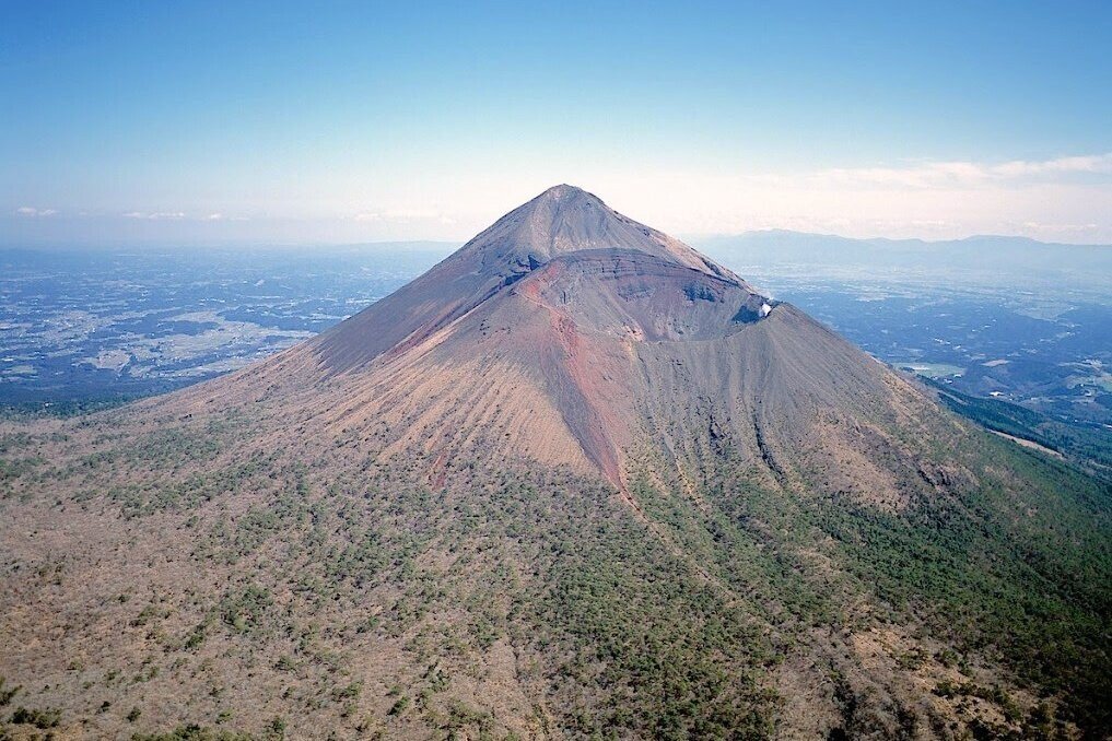 おはようございます☀️ 本日は山登りに行ってきます。 登る山は高千穂峡。 大変だと思いますが頑張ります😅｜あいひろ┃習慣の力を伝える執筆家
