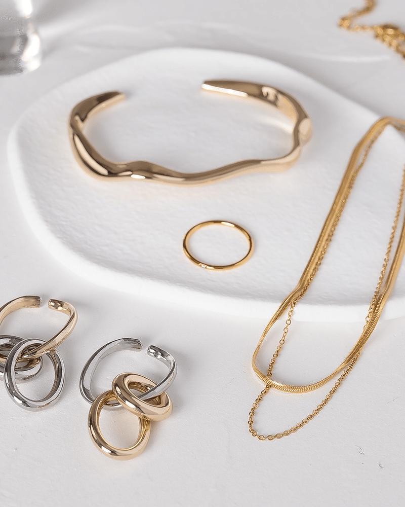 「ChooMia×スタイリストLisa」アクセサリーセット セット内容詳細｜リワードローブ株式会社