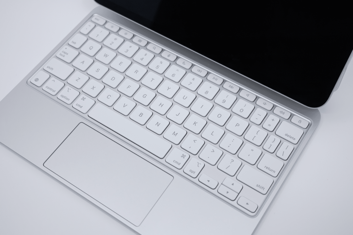新しいiPad Pro用Magic Keyboardプチレビュー / サンデーAFJ 新しいiPad Pro用Magic Keyboardプチレビュー / サンデーAFJ