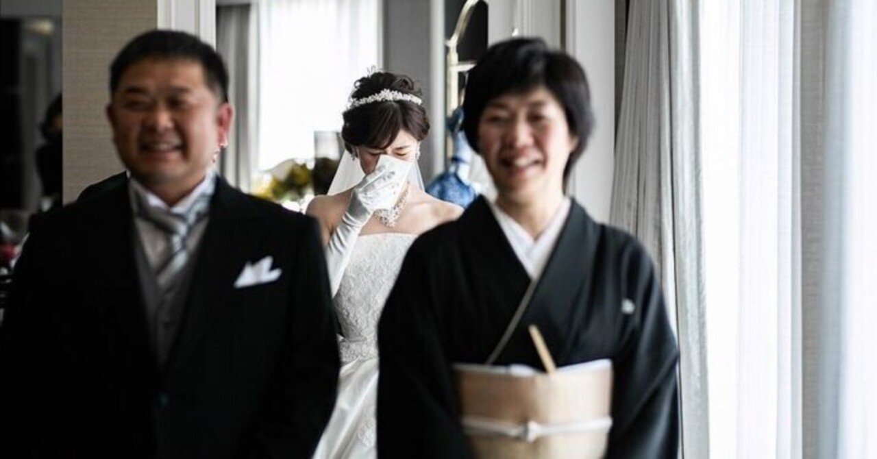 岩手県で結婚式を挙げる新郎新婦のご家族様へ！ご両親・兄弟・ご親族は要チェック！結婚式の親族服装マナーの基礎知識｜TSUDOI-WEDDING