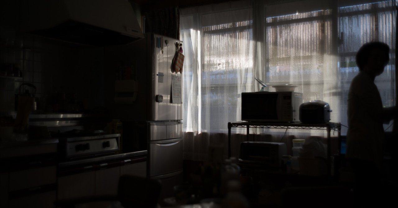 薄くなっていく親の影｜helloryuji