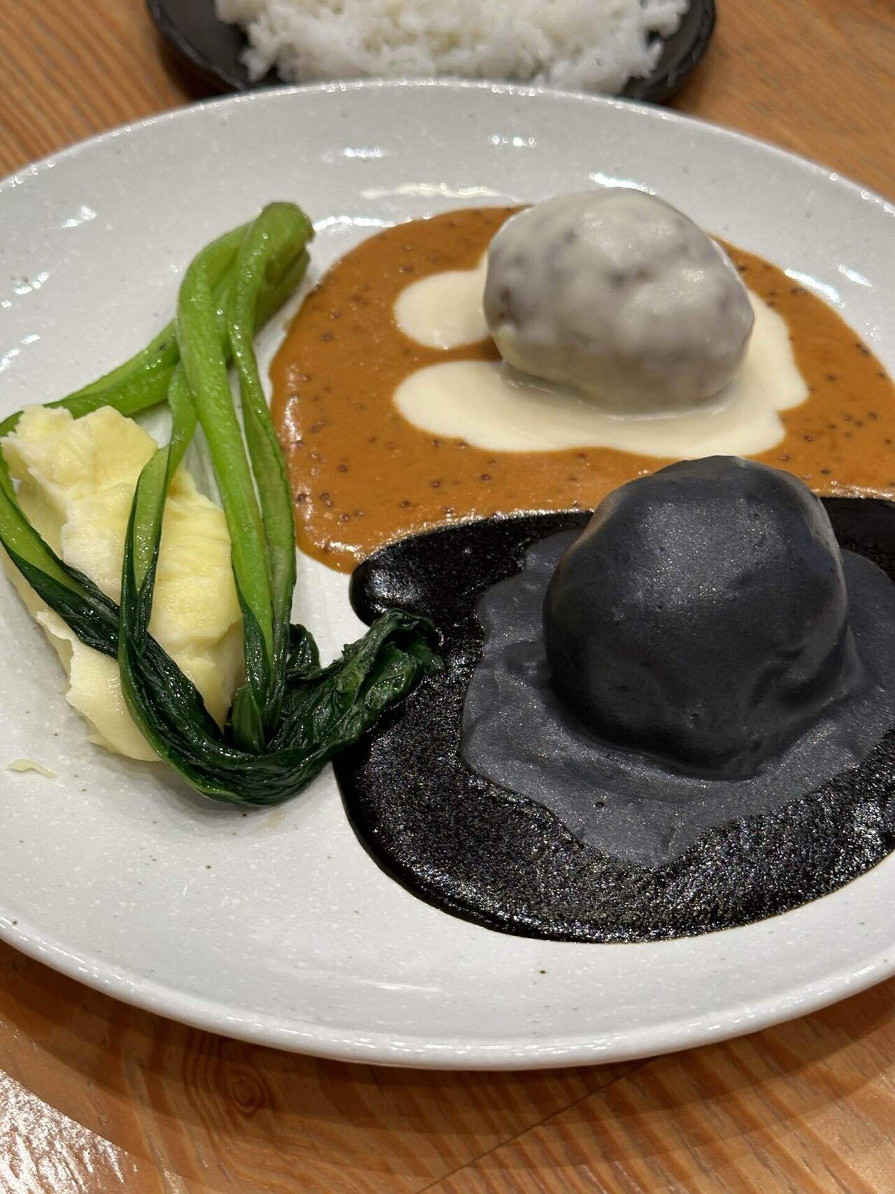 SACULA DINER #角川武蔵野ミュージアム #ところざわサクラタウン https://tabelog.com/saitama ...