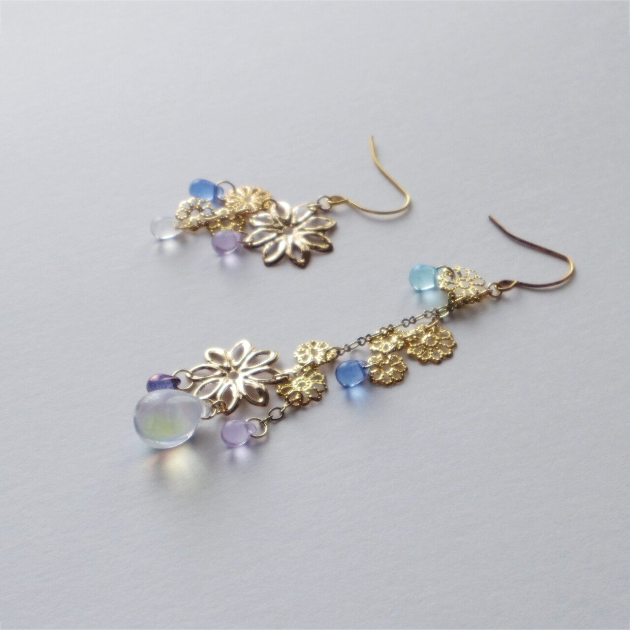 【復活販売 / 2024.7.15.】 ピアス「りんりんと冴ゆ」 | nuta design https://nutadesign.thebase.in/items/9106312｜nuta ...