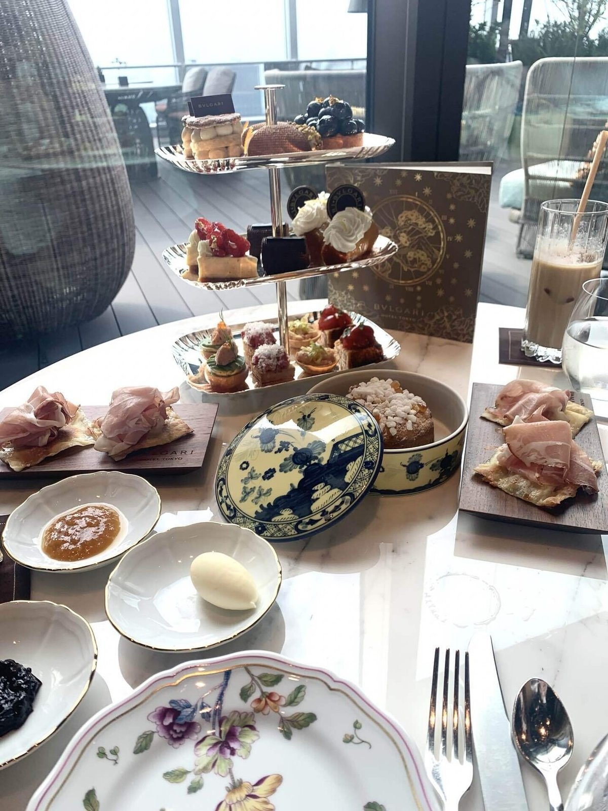 ブルガリホテルでアフタヌーンティー🫖💖｜Shinobu Kishida