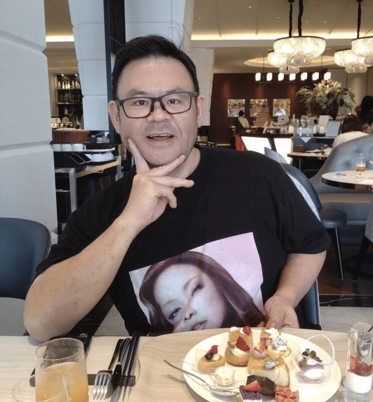 アブラマミレ が痩せても商品価値無いんじゃない？太り続けてタクヤさんみたいに死ねば良いのに｜SADAHARU HIGA HAUTE COUTURE