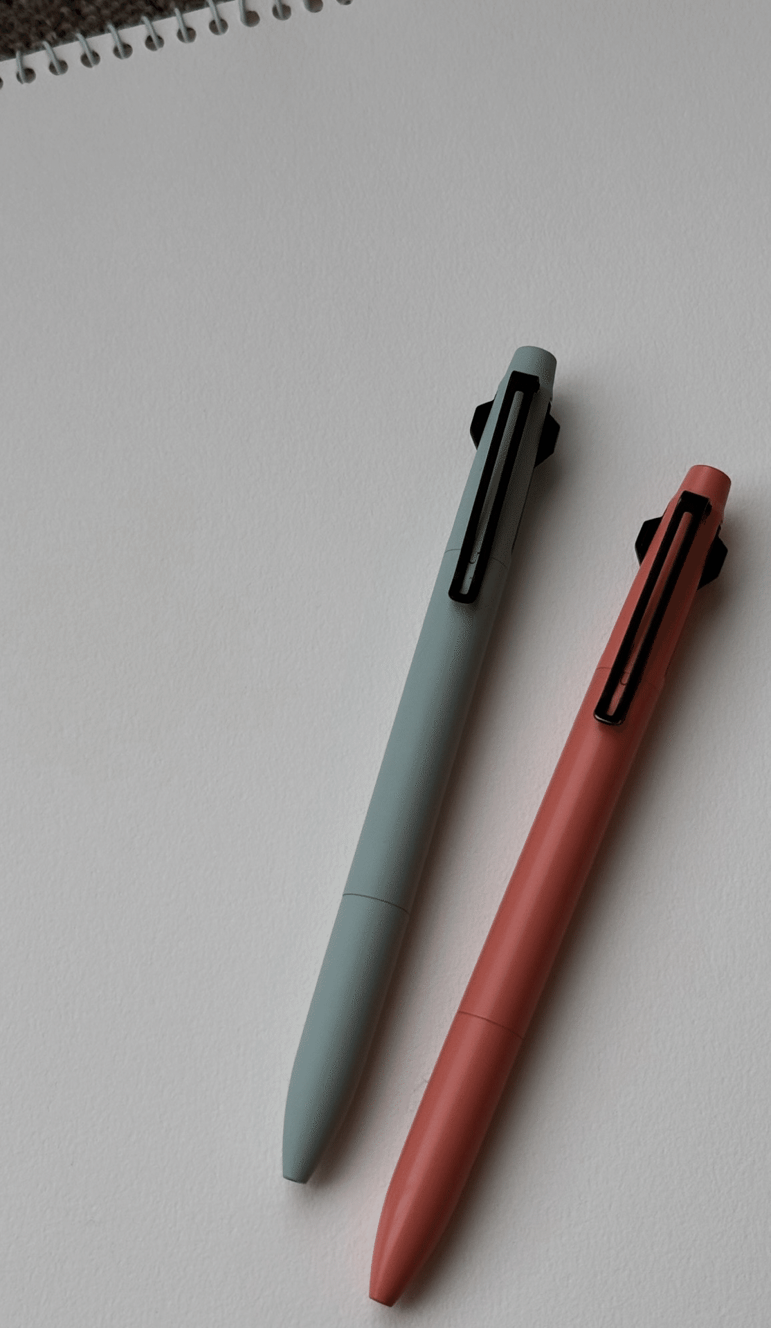 オールマイティな最強多機能ペン【uni JETSTREAM PRIME 2&1】｜鬻