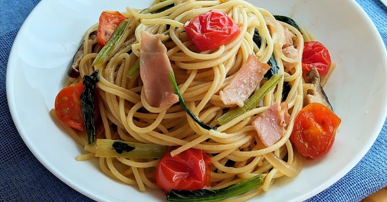 “ヤマザキの皿”とパスタ｜ake kure