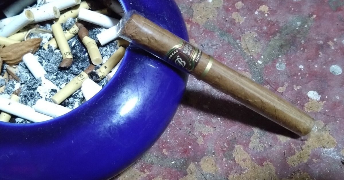 タバコレビューシリーズVol.9「balmoral dominican selection small panatela tubos」｜[万頼 ...