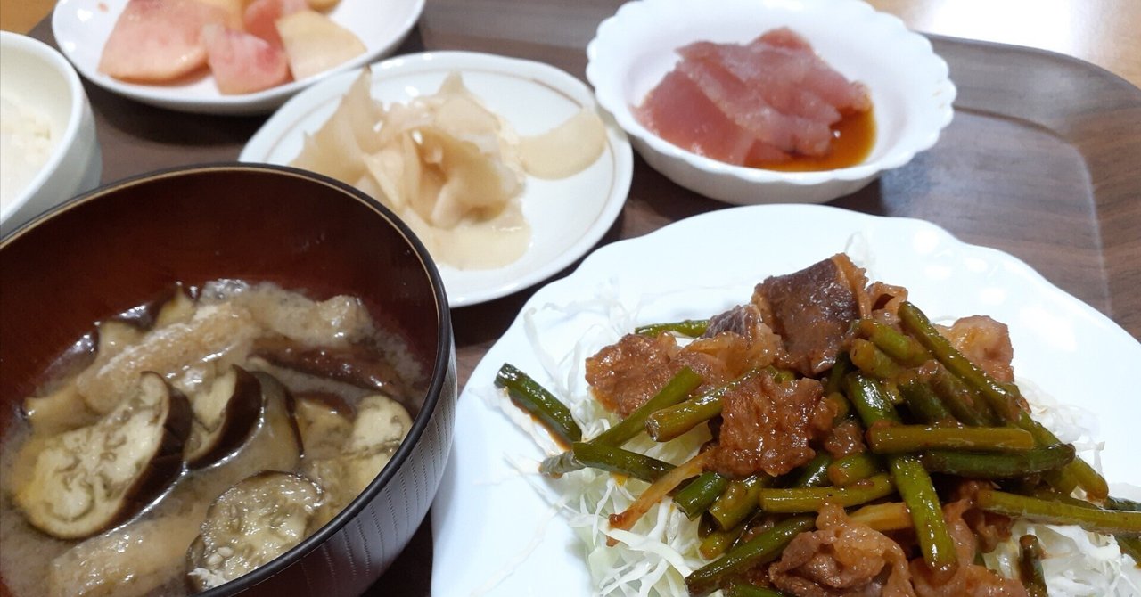 『牛バラとにんにくの芽炒め』(塩分？)｜guttyo