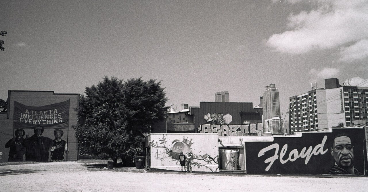 Edgewood AVEでフォトウォーク｜MOJA MOJA