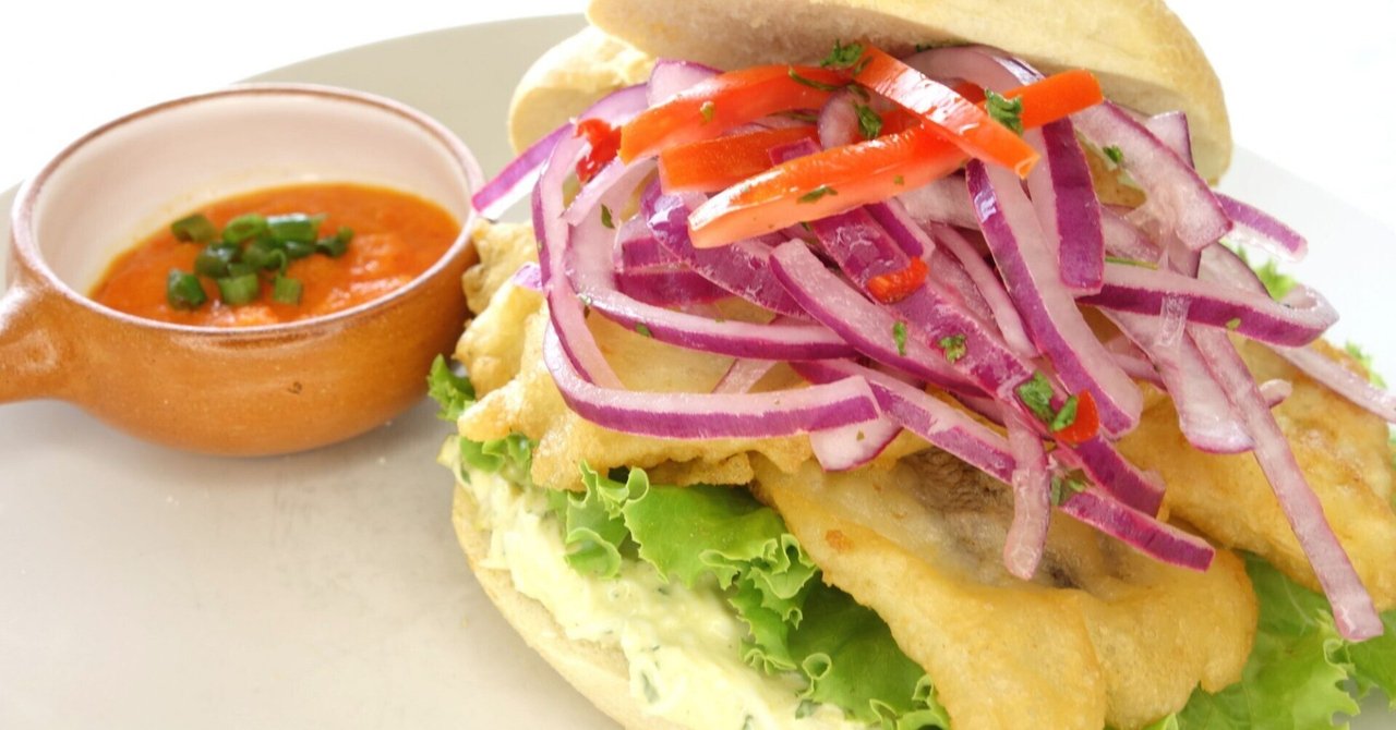 Pan con Pejerrey パン・コン・ペヘレイ｜casa peruana