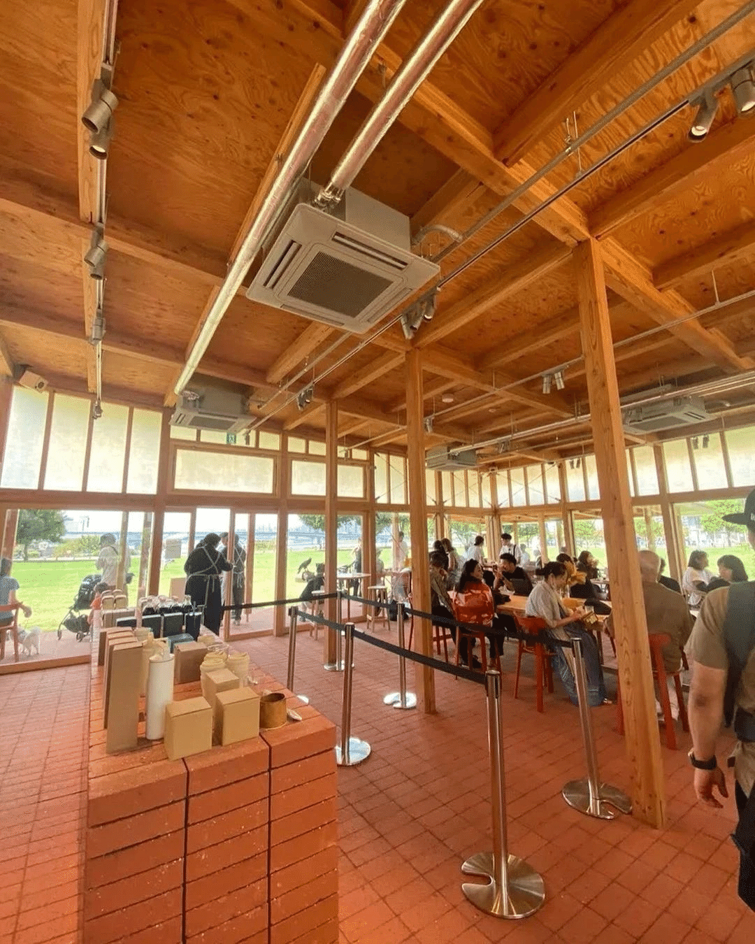 東京建築巡り〜公園の中の癒し空間カフェ｜東京の建築&アート巡りオタク@tanrock