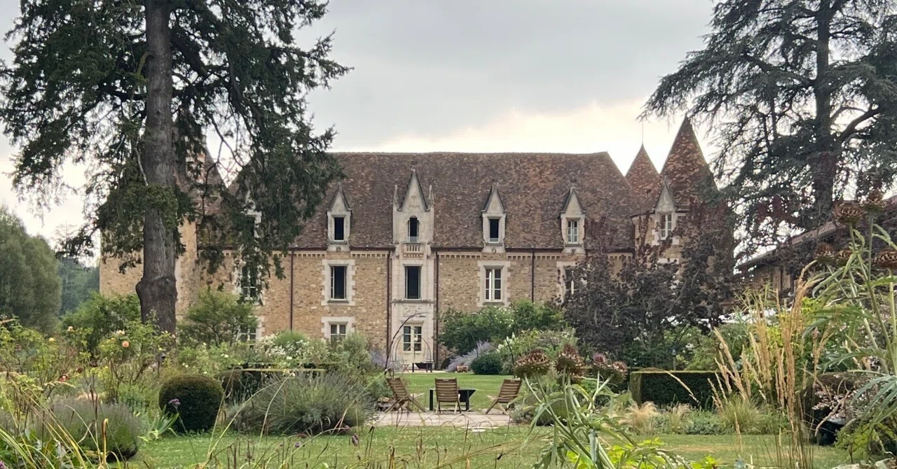 フランス🇫🇷 Domaine des Etangs -Auberge Resorts Collection (Massignac ...