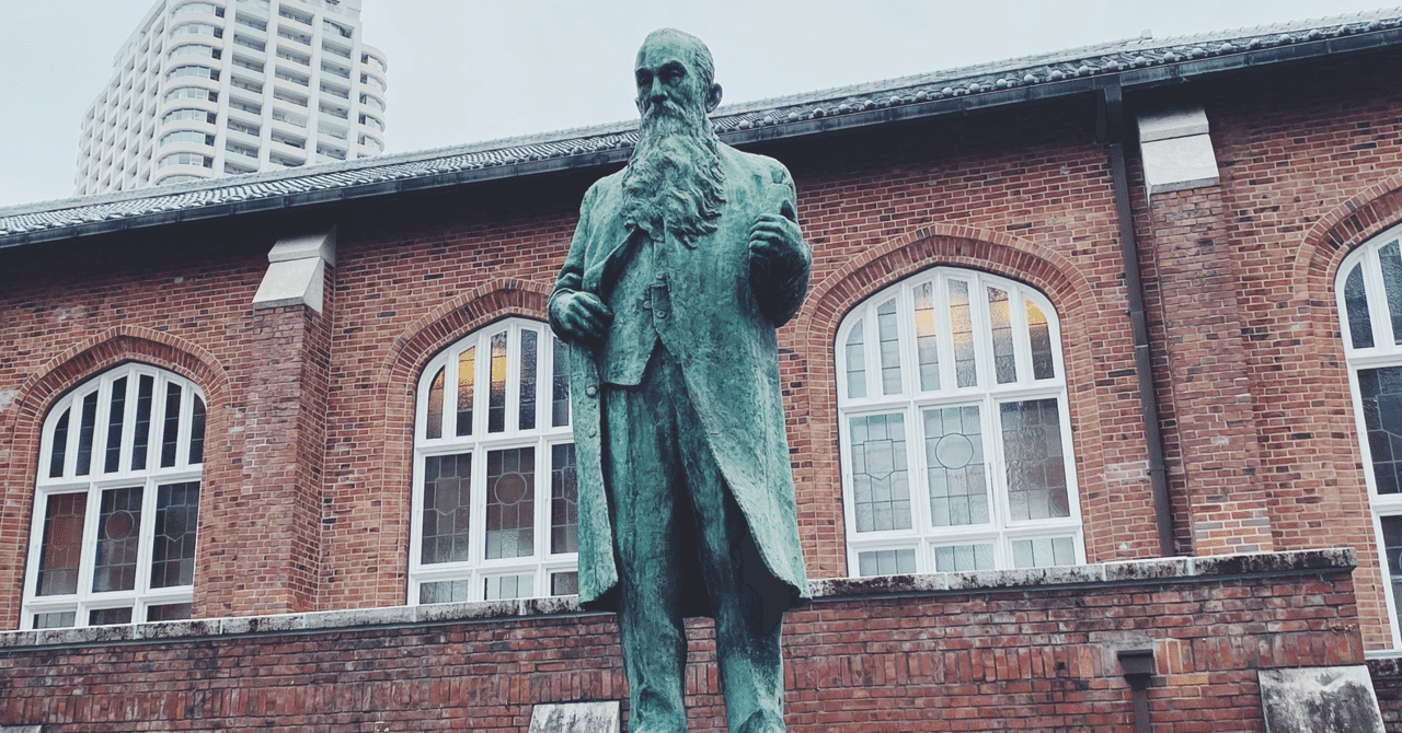 まだTwitterなど無かった大学時代は、ただの銅像のオジサンだった…｜elnest lala