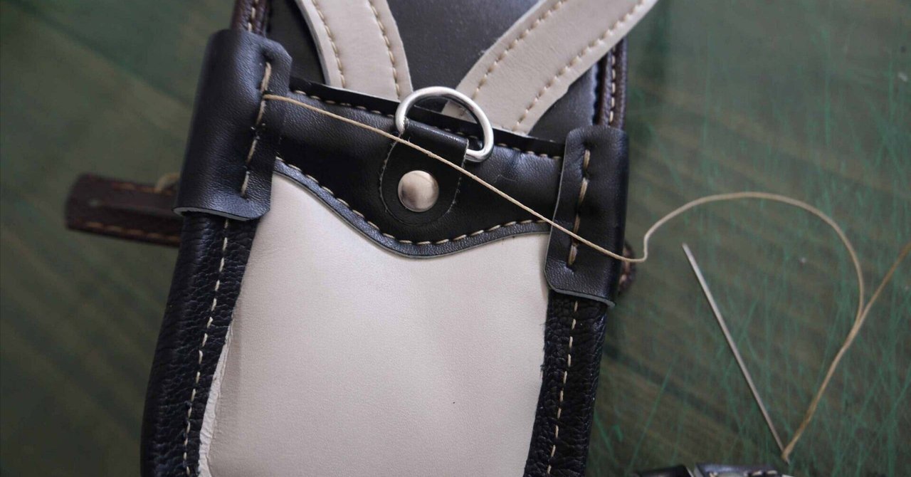 ミニチュアランドセル。仕上げはハンドステッチです。｜tuda_kaz